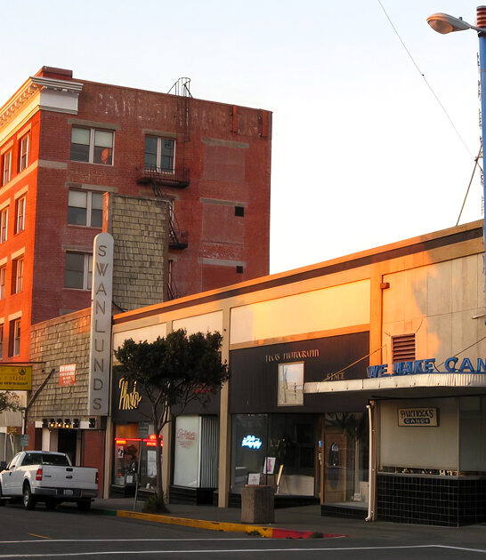 california quiet town living ftr