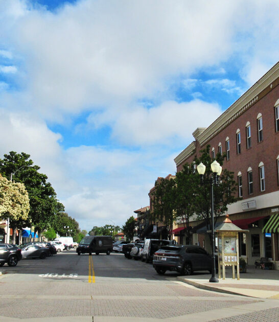 california retiree town destinations ftr