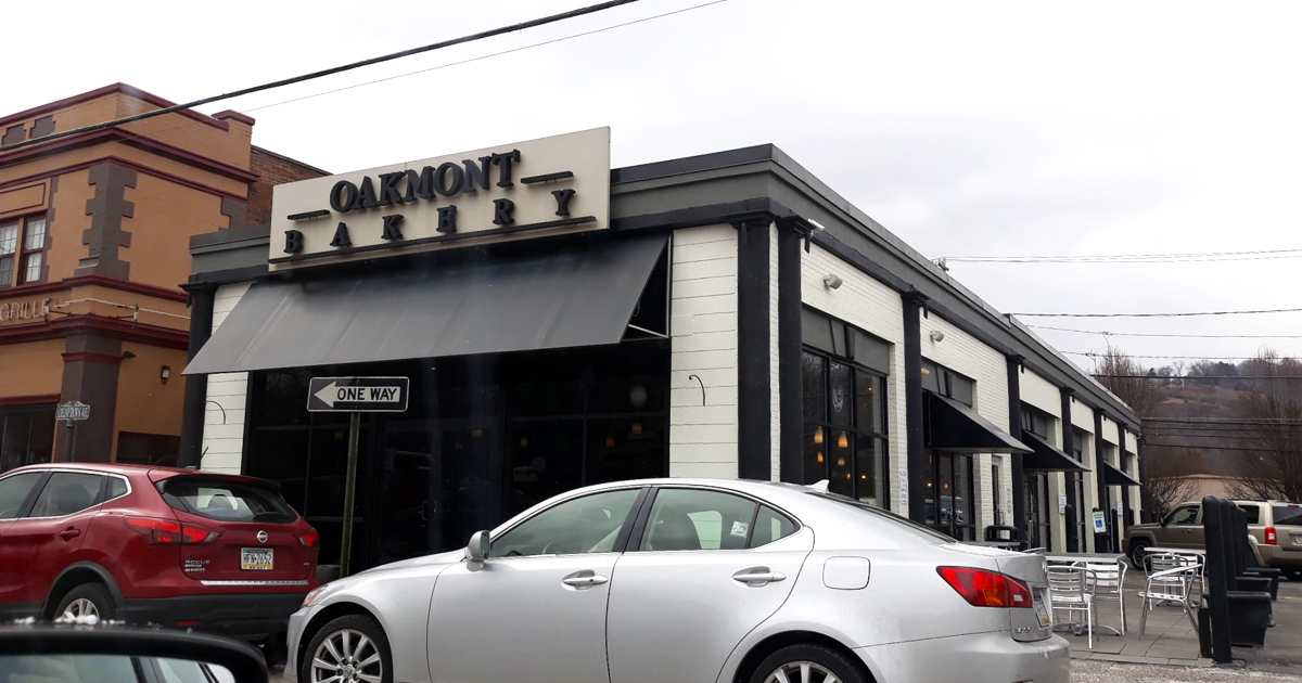 The Cheesecake At This Charming Cafe In Pennsylvania Is Worth The Drive ...