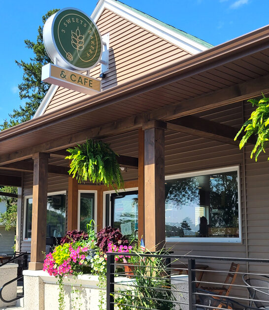 cheesecake charming cafe wisconsin ftr