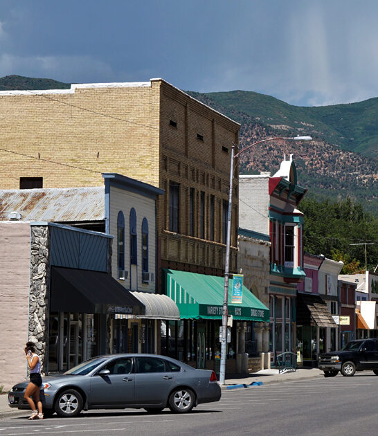 colorado town simple living ftr