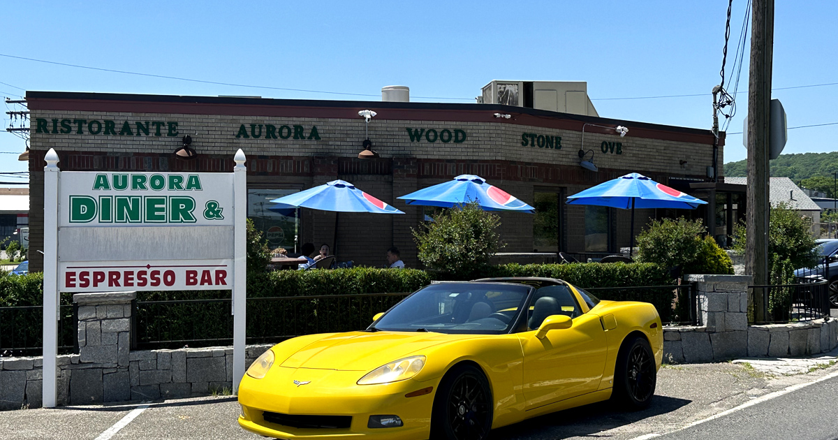 This No-Frills Cafe In Connecticut Will Serve You The Best Hash Browns ...