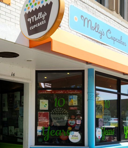 cupcakes iowa simple cafe ftr