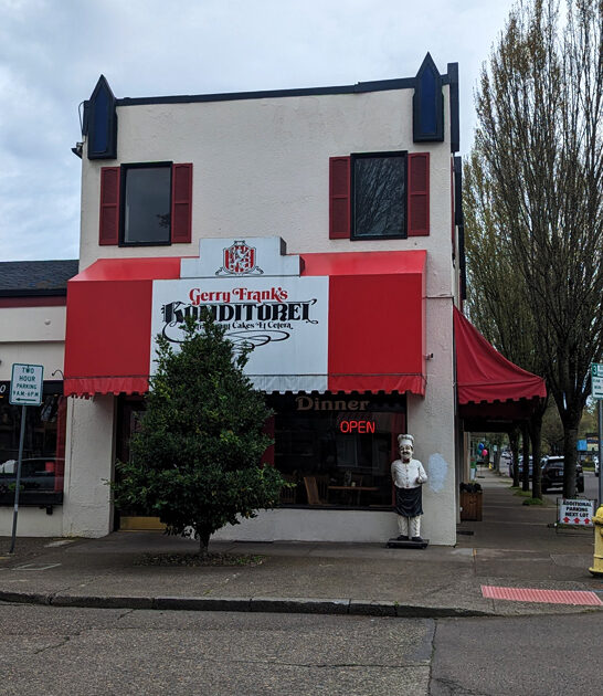 delicious oregon cheesecake cafe ftr