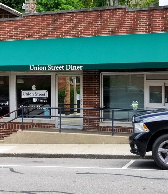 dreamy small restaurant ohio ftr