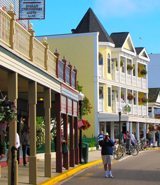 dreamy towns michigan ftr