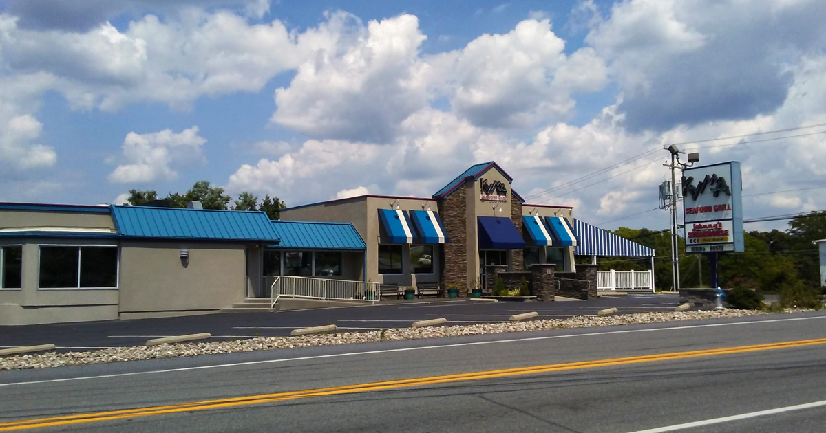 People Drive From All Over Pennsylvania To Eat Crab Legs At This Small ...