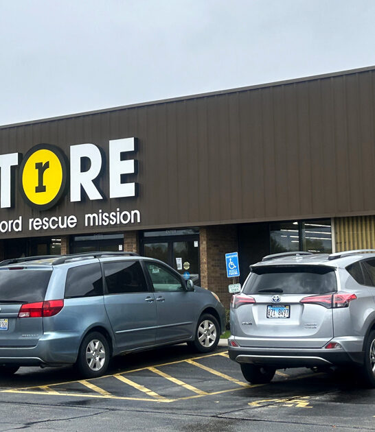 enormous secondhand illinois shop ftr
