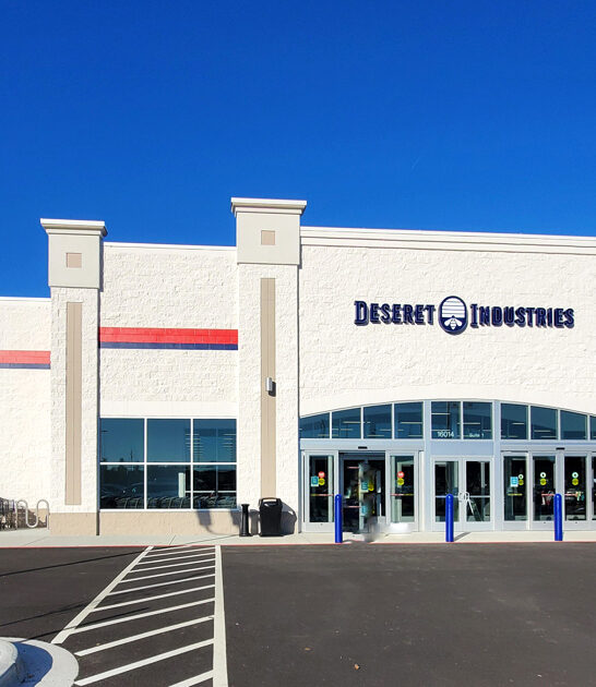 enormous thrift stores washington ftr