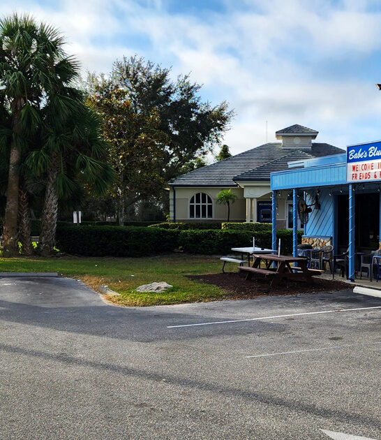 florida small town bar ftr