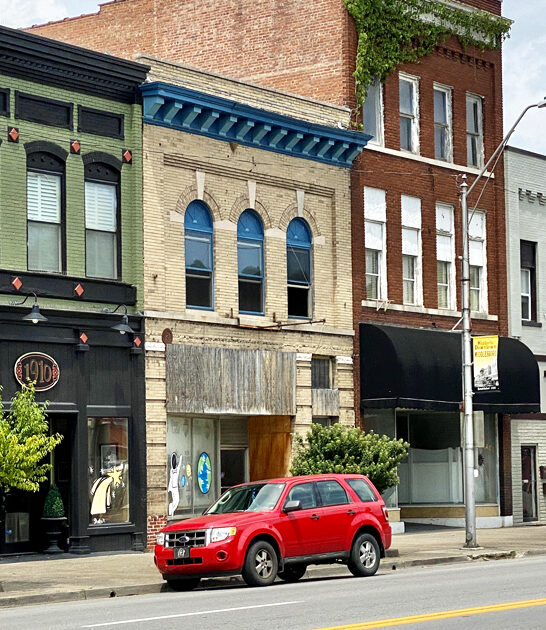 fun retirement cities kentucky ftr