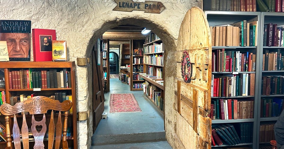 The Gigantic Bookstore In Pennsylvania That’s Almost Too Good To Be True