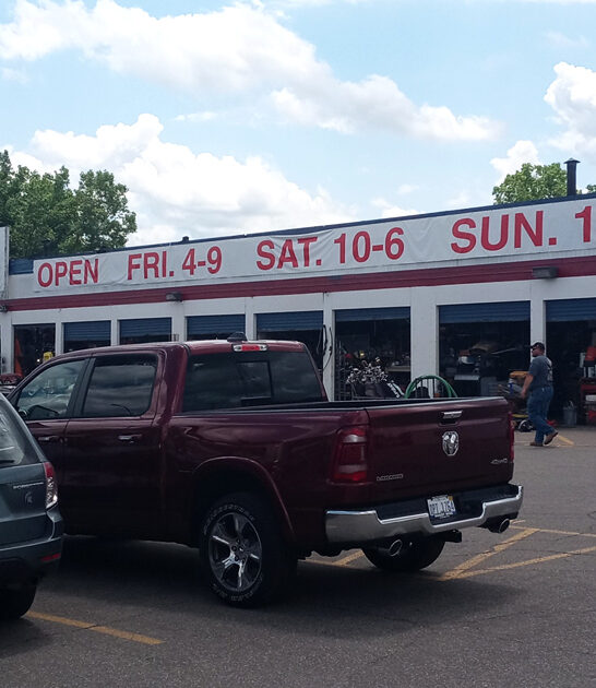 gigantic flea market michigan ftr
