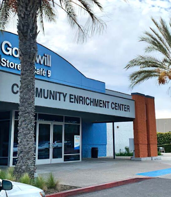 gigantic thrift store california ftr