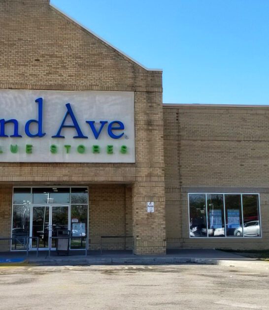 gigantic thrift store pennsylvania ftr