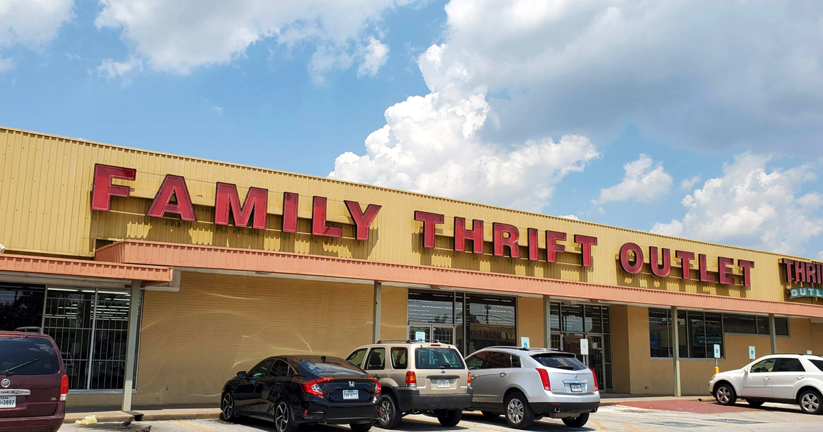 10 Gigantic Thrift Stores In Texas That’ll Make Your Bargain-Hunting ...