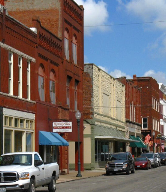 gorgeous small missouri town ftr