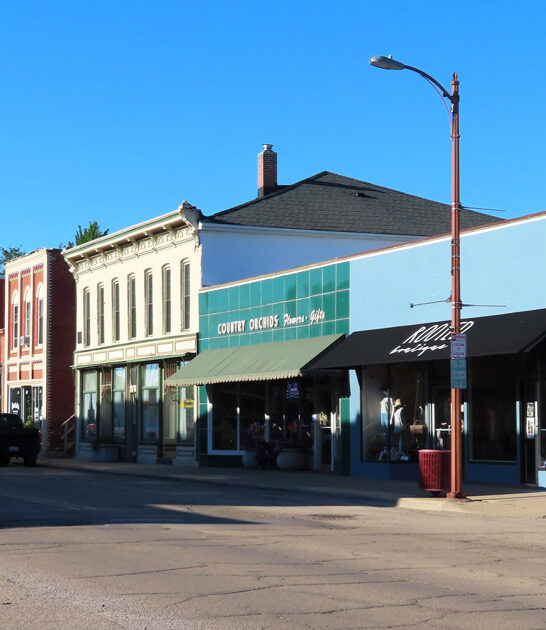 illinois dreamy small town ftr