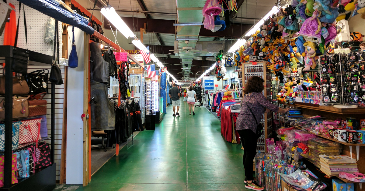 The Massive Indoor Bazaar In Florida That’ll Make Your Bargain-Hunting ...