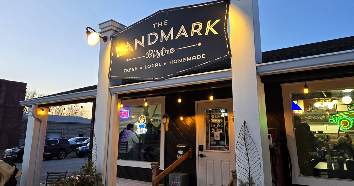 6 Legendary Restaurants In Iowa Will Serve You The Best Steaks Of Your Life