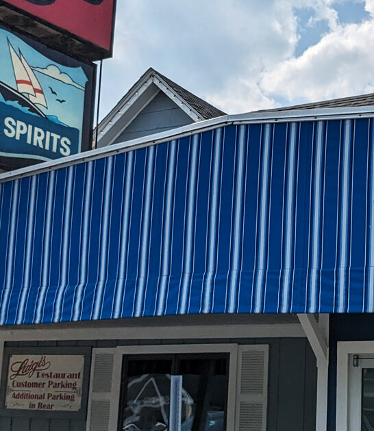 legendary pizzerias michigan locals ftr