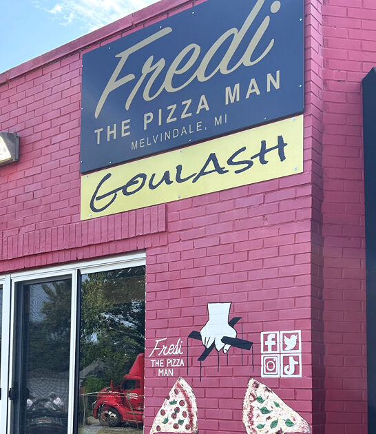 legendary restaurants michigan pizza ftr