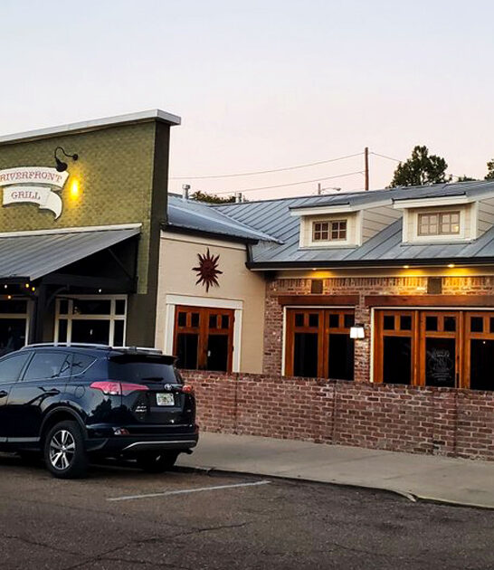 legendary steak restaurants mississippi ftr