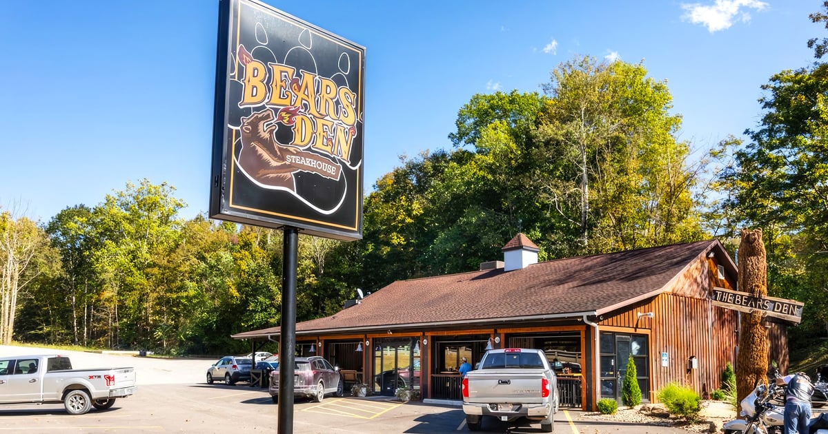 9 Legendary Restaurants In Ohio Will Serve You The Best Steaks Of Your Life