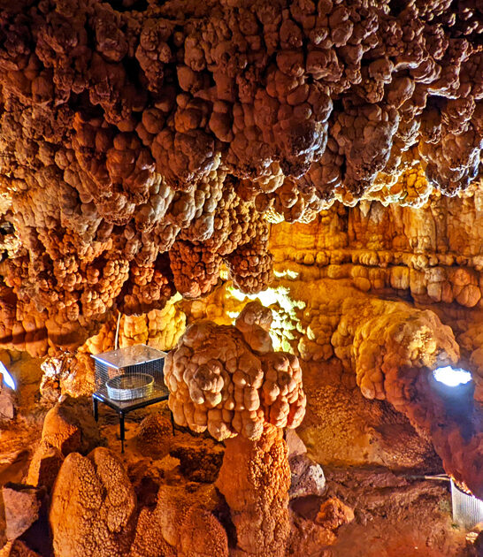 looks otherworldly cave missouri ftr