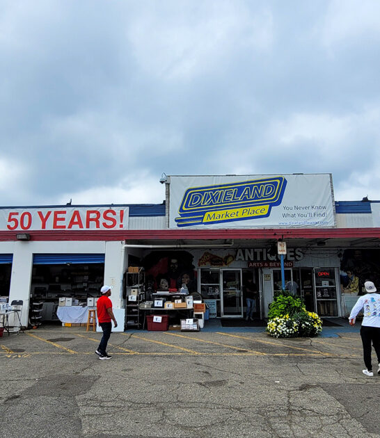 massive michigan flea market ftr