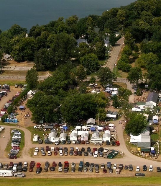 massive minnesota flea markets ftr