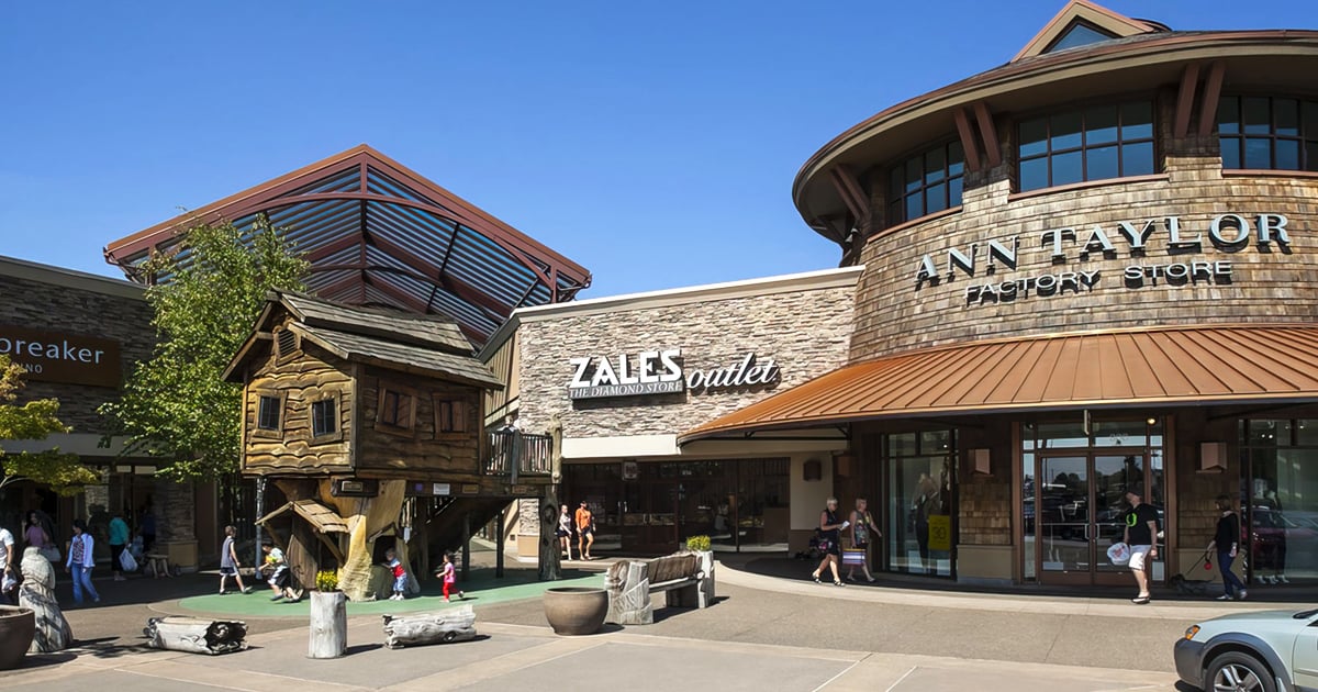 6 Massive Outlet Malls In Oregon That Are Totally Worth The Road Trip
