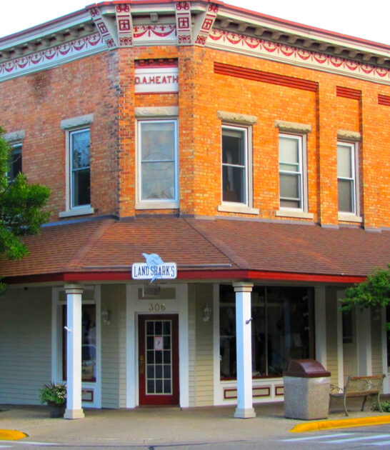 michigan charming town gems ftr