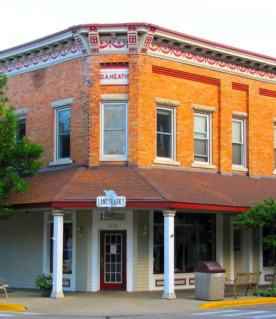 michigan scenic town atmosphere ftr