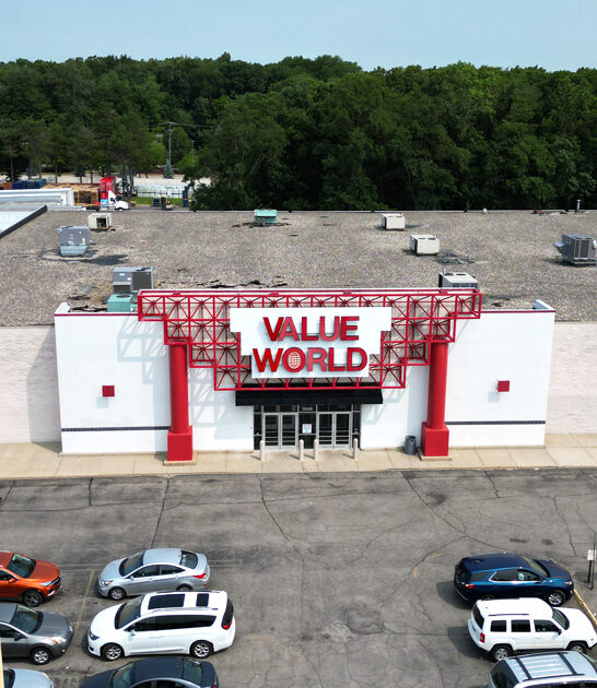 michigan thrift stores gigantic ftr