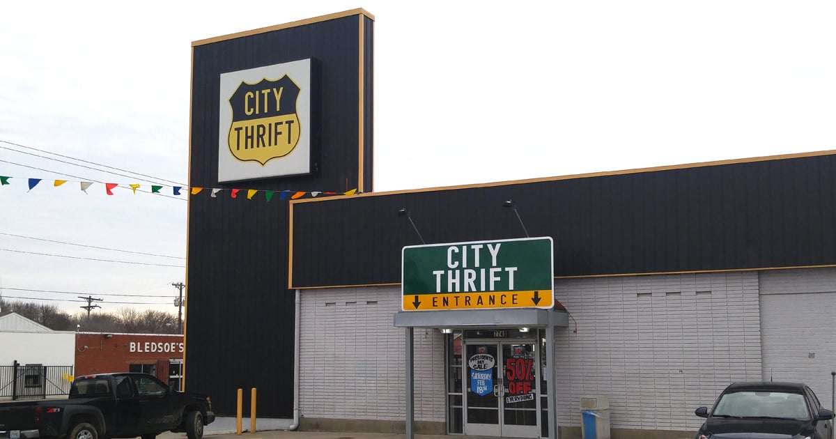 The Enormous Thrift Store In Missouri Where You Can Lose Yourself For Hours