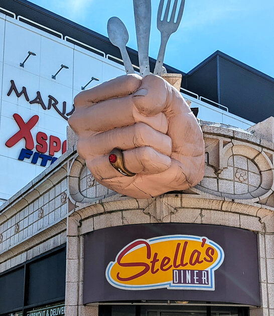 must visit illinois restaurant ftr