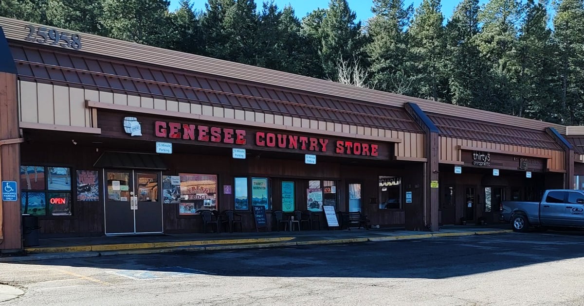 This Nostalgic Candy Store In Colorado Will Take You Back To The Good ...