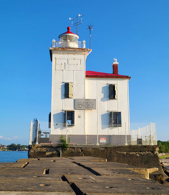ohio lighthouse coastal view ftr