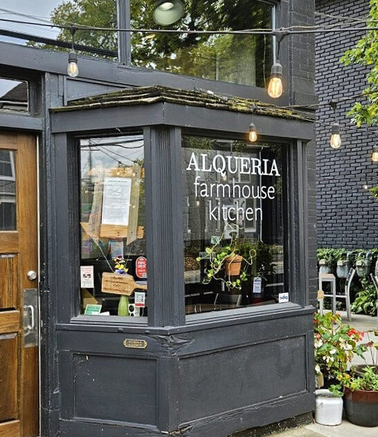 ohio serves grits shrimp ftr