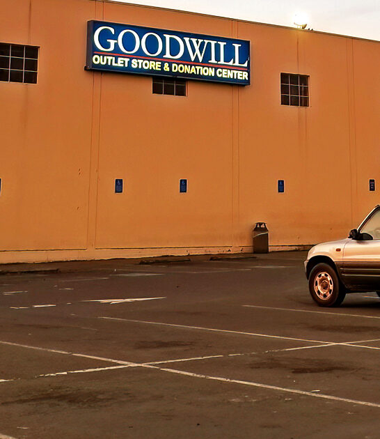 oregon massive bargain store ftr