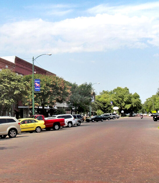 peaceful town simple kansas ftr