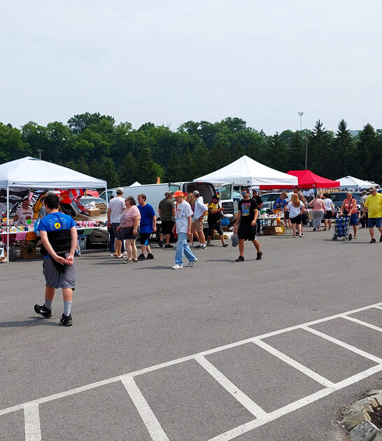 pennsylvania flea shopping escapes ftr