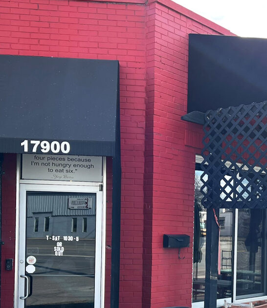 pizza restaurants michigan drive ftr