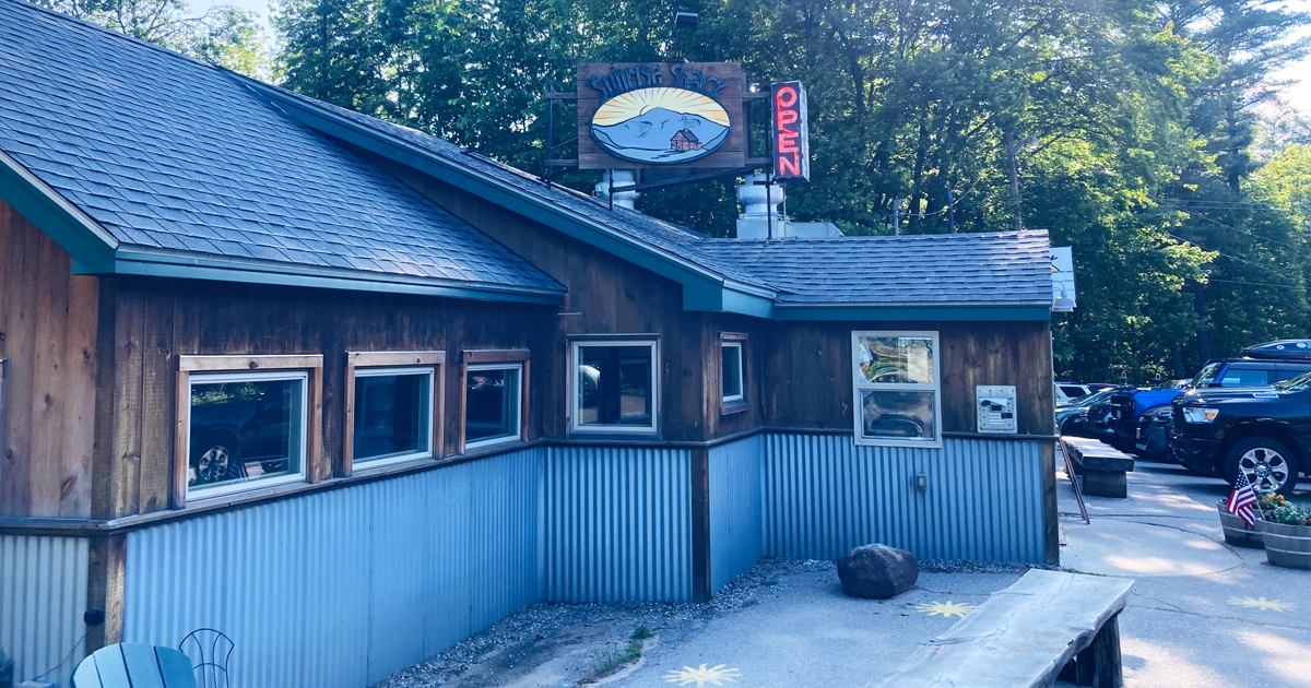 This Charming Restaurant In New Hampshire Has Breakfast So Good, It's ...