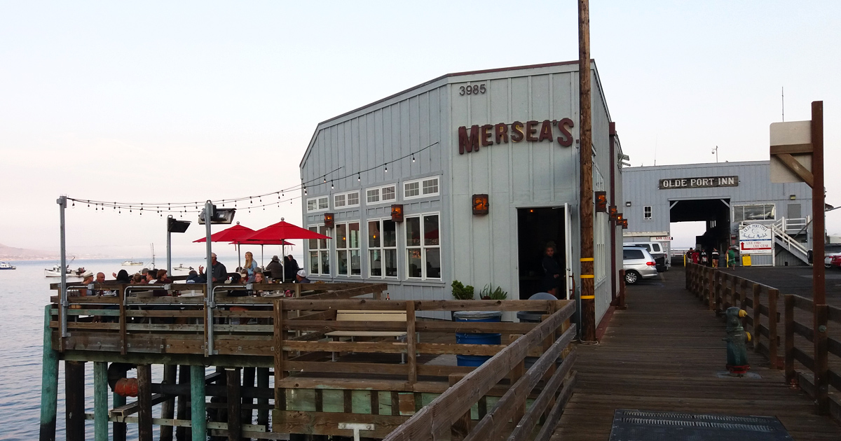 The Steamed Clams At This Oceanside Restaurant In California Are Out-Of ...