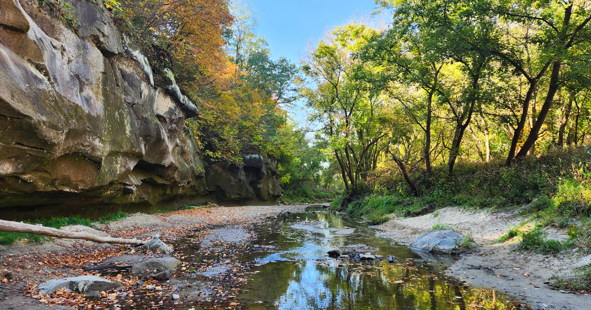 The Stunning State Park In Iowa That's Almost Too Beautiful To Be Real