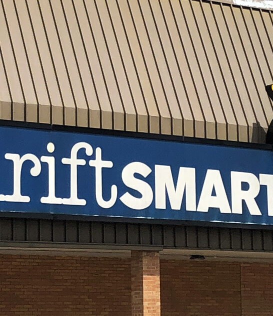 tennessee flocked thrift store ftr