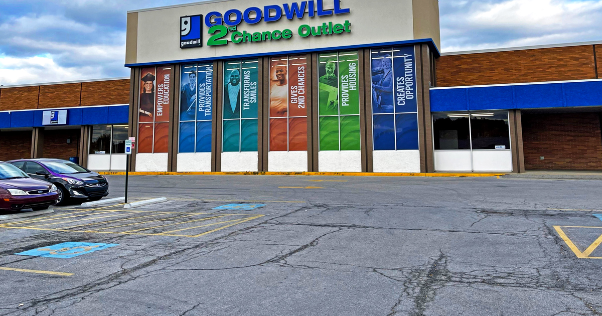 The Enormous Thrift Store In Kentucky Where You Can Fill A Whole Cart ...