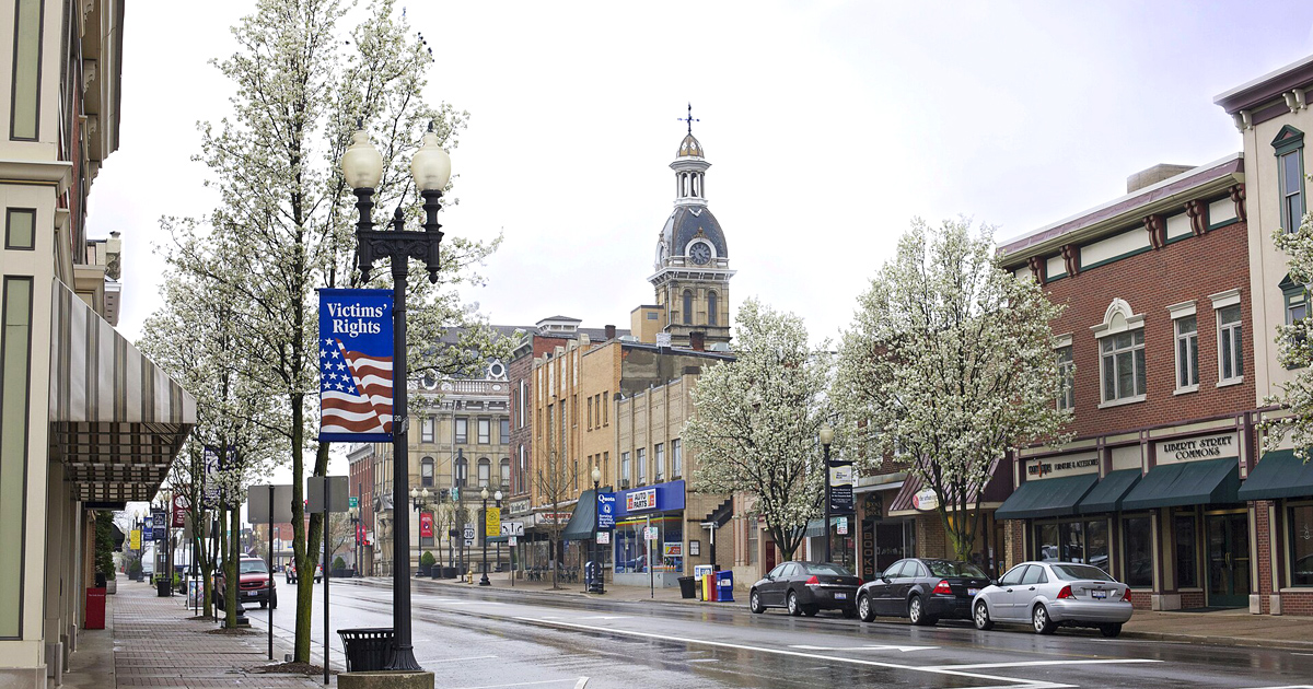 The Stunning Town In Ohio That’s Perfect For A Wallet-Friendly Day Trip